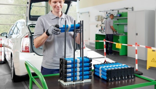 Bosch introduces cost-effective hybrid battery repair set in Germany ...
