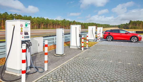 Continental upgrades charging infrastructure for EVs on its test tracks ...